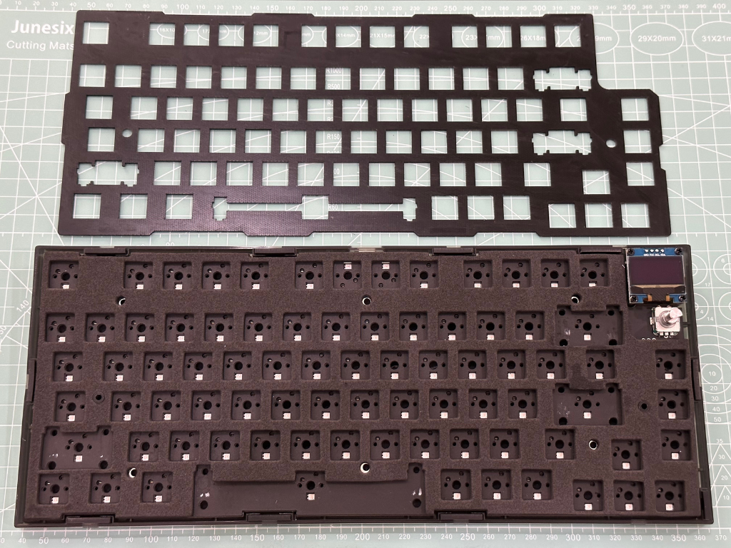 MAXFIT81 – Mechanical Keyboard dengan OLED Display – KEEB Mechanical ...